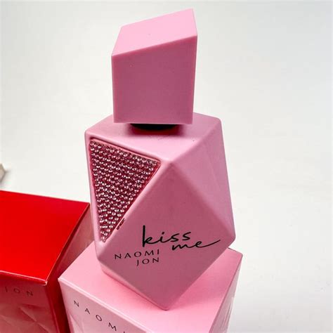 Glam And Shine Beautyblog Naomi Jon Bite Me And Kiss Me Parfums