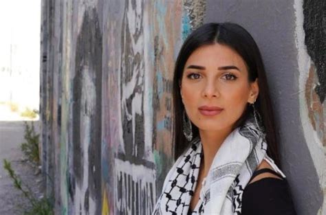 Rola Azar à Tunis Polture