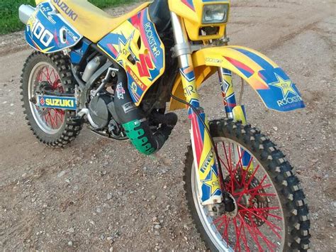 Купить б у Suzuki RMX 250S карбюратор 6 передач в Твери жёлтый