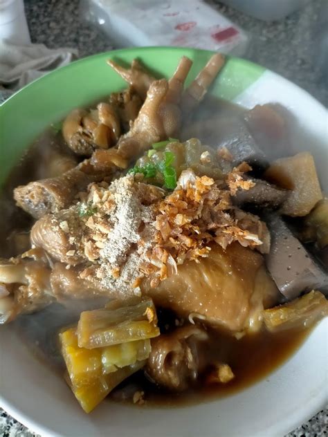 ร้านข้าวมันไก่andก๋วยเตี๋ยวไก่ตุ๋นมะระ จังหวัดเลย