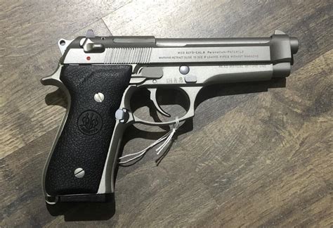 Something Sexy For You R Beretta