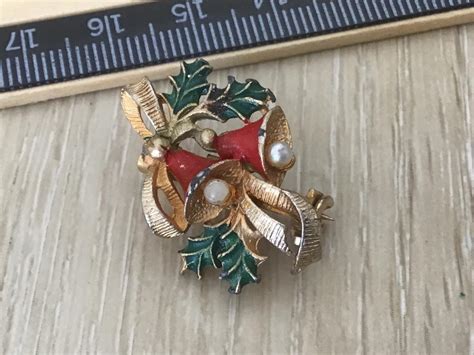 Vintage Roma Pin