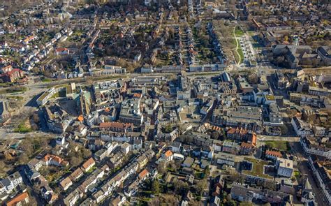 Luftbild Gelsenkirchen Kirchengebäude St Urbanus in Gelsenkirchen im