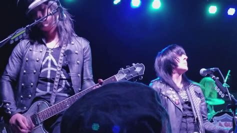 La Guns Sex Action Youtube