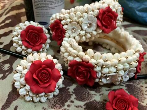 Pin By Farhana Shahnawaz On Flower Jewelry Wedding Flower Jewelry