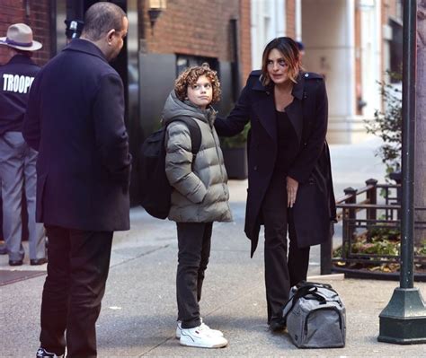 Mariska Hargitay On SVU Set November 9th Filming For Season 24