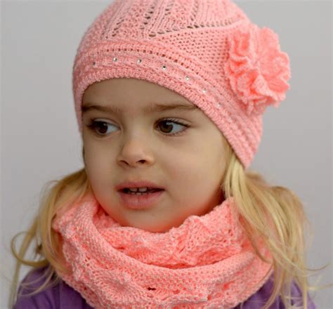 Шарф снуд для девочки 51 фото вязаный хомут или труба для девочки 3 5 6 9 лет и девочки