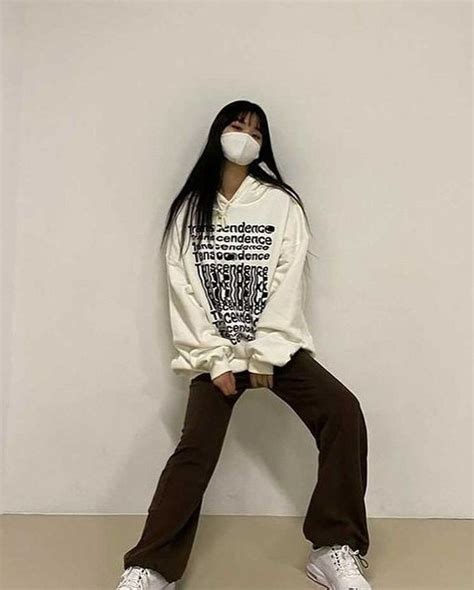 Konon Instagram Post Fashion Pop Fashion Sweatshirts