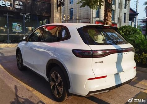 吉利银河e5实车曝光，外观更精致，售价或低于15万元 新浪汽车