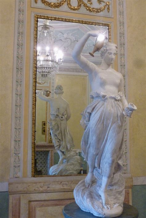 Larchivio Della Scultura Galleria Darte Moderna Di Milano