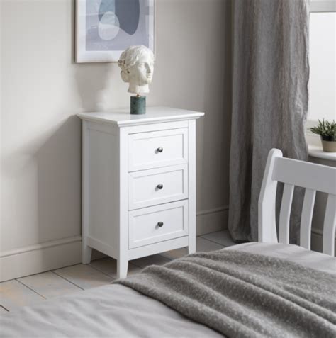 Meja Samping Tempat Tidur Berlaci Desain Id