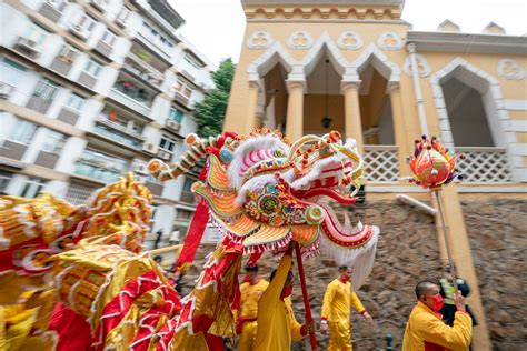 Chinese New Year Traditions To Fill Your Holiday With Joy Luck And