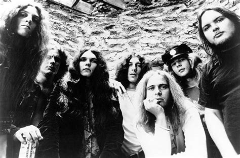 Clásicos Del Sur Lynyrd Skynyrd Pronounced ‘lĕh ‘nérd ‘skin ‘nérd