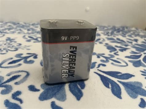Eveready Silver 9v Pp9 Battery Sealed 5010419123516 Ebay Uk