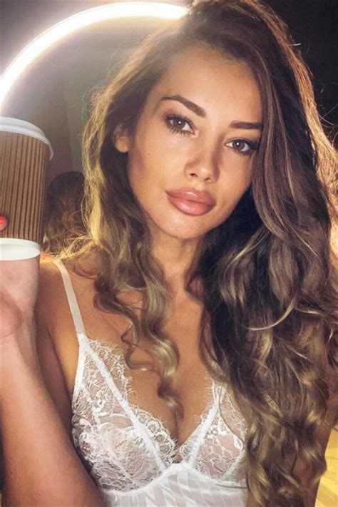 Wonderful Florentina 38 Yo From New York With Blonde Hair Id