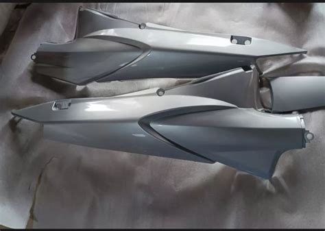 Cover Body Belakang Honda Karisma D 125 Warna Silver Lazada Indonesia