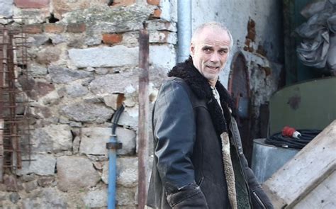 Nejkrásnější Modré Oči A Sex Appeal Pro Tři Generace Lukáš Vaculík Přitáhne Diváky I V Blbém