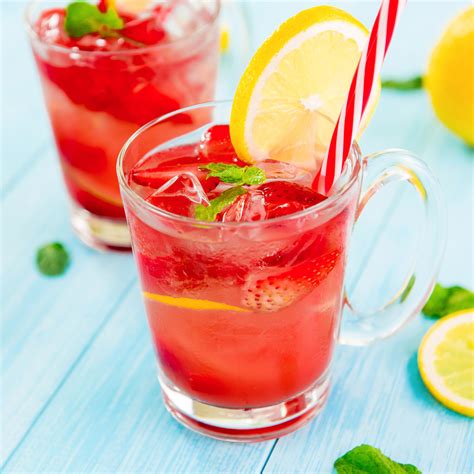 Strawberry Lemonade Sangria Recipe Barefoot Wine And Bubbly