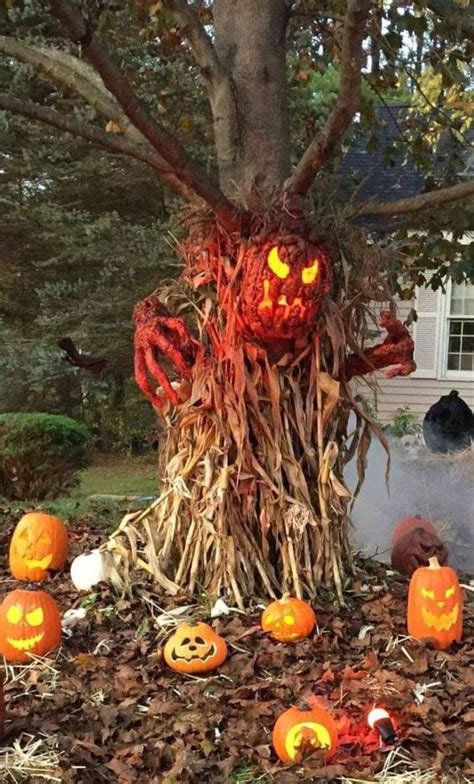 30 Budget Friendly Diy Outdoor Halloween Decorations That Are Eerily Fun To Make Hubpages