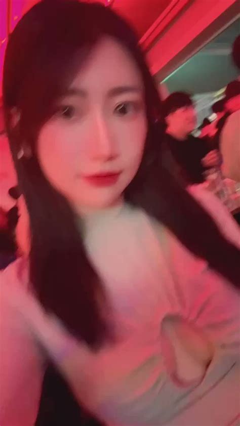一點點小細節就能讓你 心臟跳一整天 不要被吸進去喔🤣 7n5vf2cvo6 比特elsa Chuuu0908