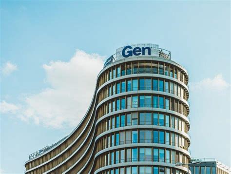 Did You Know That Two Out Of Three Cyber Threats Now Leverage Social Engineering Techniques E