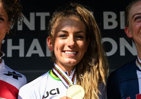 Pauline Ferrand Prévot The Unstoppable Force In Womens Cycling Info