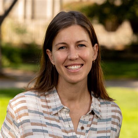 Beth Legers Instagram Twitter And Facebook On Idcrawl