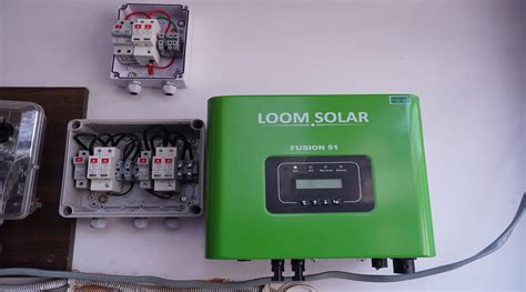 what are the benefits of an inverter with a battery backup
