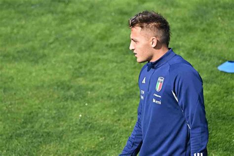 Retegui a Roma summit di mercato irruzione Juve è asta in Serie A