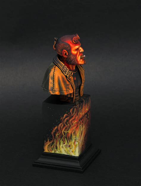 Big Red Hellboy Planetfigure Miniatures