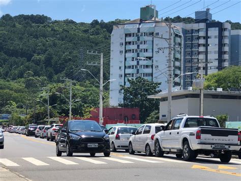 Trânsito Travado Marca Mais Um Dia Do Feriadão Em Florianópolis Neste