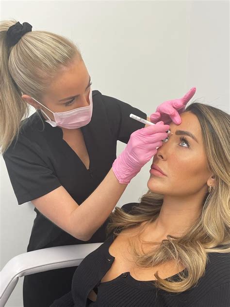 Botulinium Toxin Full Package Lex Cosmetic Clinic