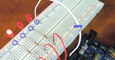 學著愛人、學著愛己 Arduino 第二課 跑馬燈