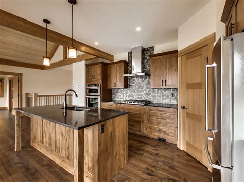 Achieving The Perfect Rustic Look With Knotty Alder Kitchen Cabinets