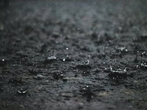 Imd Issues Red Orange Alerts For Several Districts In Kerala