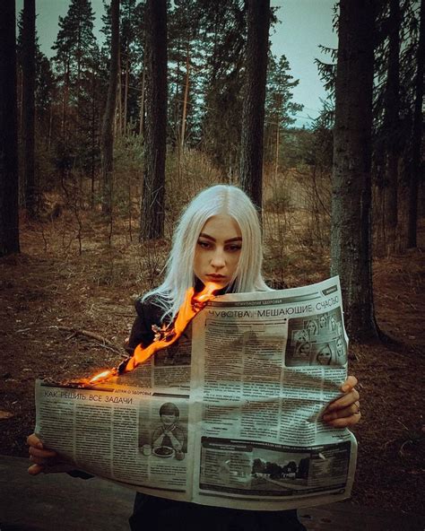 Идея для фотосессии с газетой