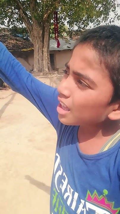 हम गरीब आदमी है साहब प्लान बनाते हैं गोवा जाने का तो जाते गांव में है