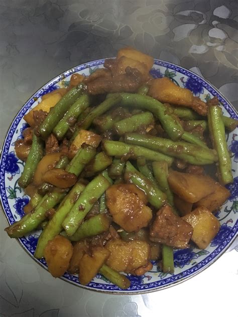 豇豆角可以炖土豆吗 豇豆和土豆能一起吃吗 豆角炖土豆 第3页 大山谷图库