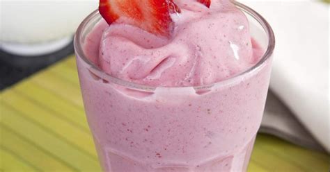 Helado De Fresas Congeladas By Thermomix Magazine On Recetario Es