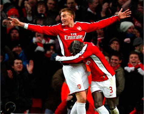 Wenger Bendtner gør fremskridt BT Fodbold bt dk