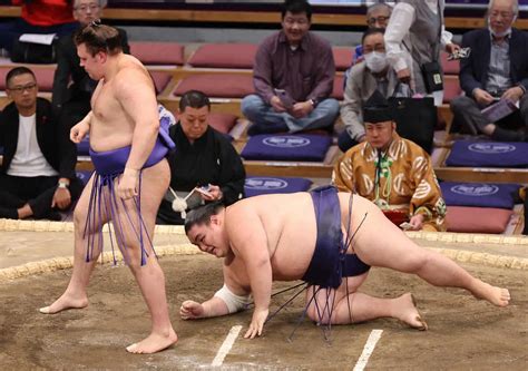 新十両・安青錦が4連勝 196キロ大翔鵬「重たかった」 スポニチ Sponichi Annex スポーツ