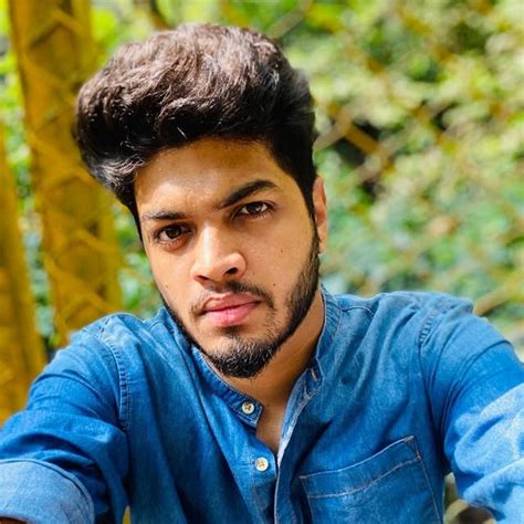 Sudarshan Pejathaya Ig Sudhi • Threads Say More