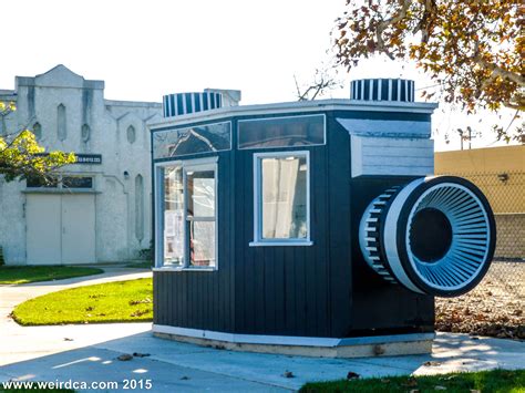 Los Angeles's Programmatic Architecture - Weird California