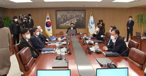 한은 새해 첫 금통위기준금리 025p 인상할 듯