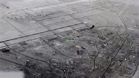 伊朗袭击美基地画面解密导弹雨点般落下