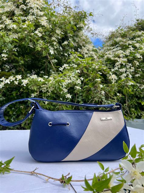 Twisted Sister Luna Zingy Days