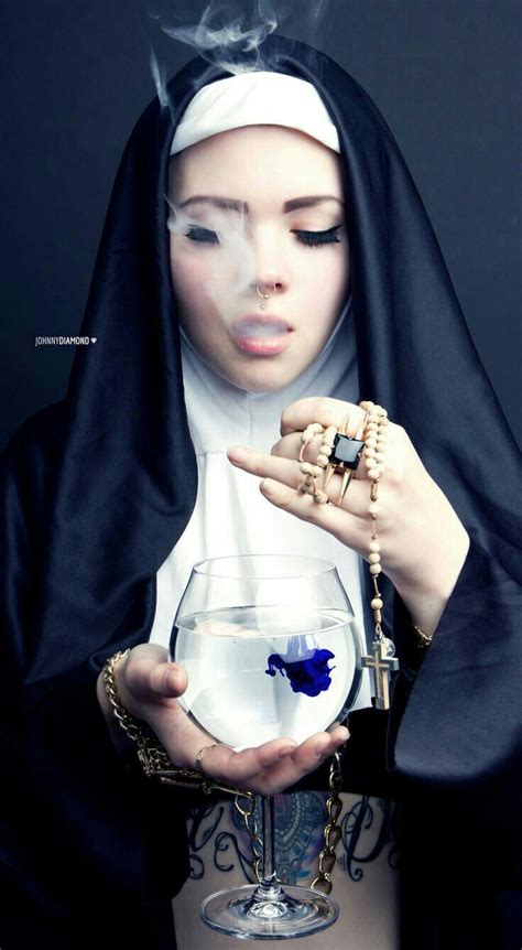 Pin By Mia Bella On Arte Dark Beauty Hot Nun Photo