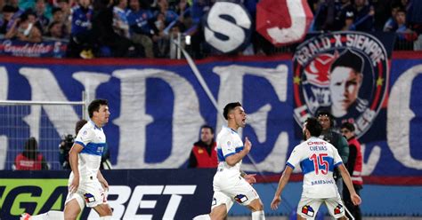 Universidad Católica Vuelve A La Pelea Con Colo Colo Para Dar Caza Al