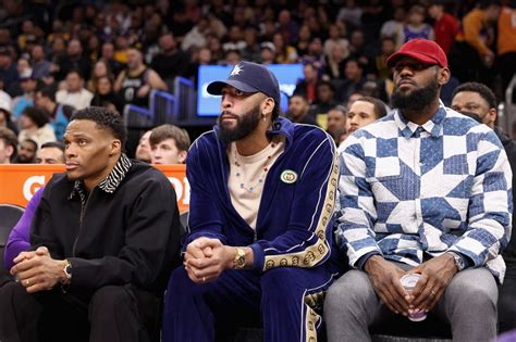 Nba Lakers Minus Anthony Davis Take On Kings Inquirer Sports