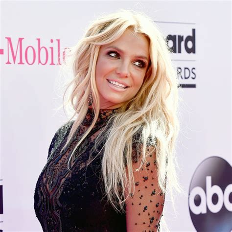 Photos From Billboard Music Awards 2016 Red Carpet Arrivals